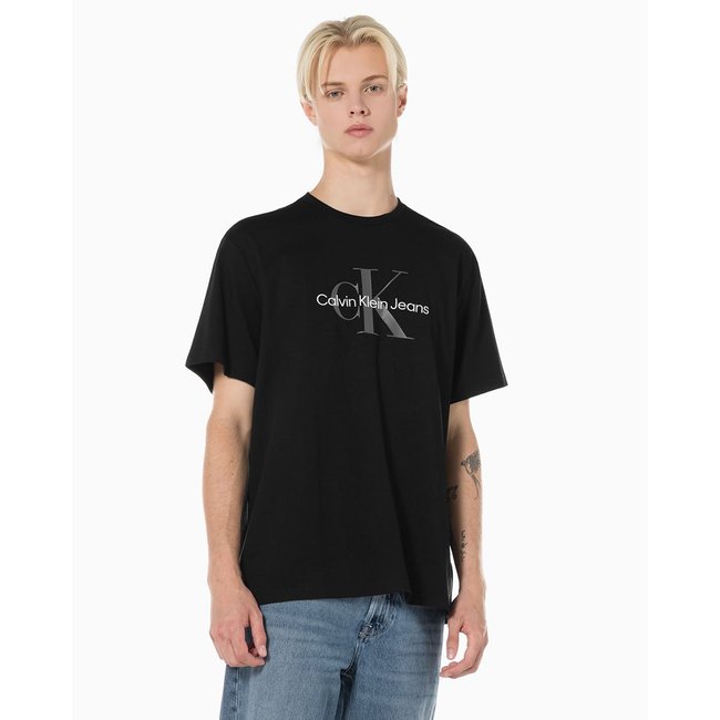 25 S/S[남] 레귤러핏 히어로 모노그램 로고 반팔 티셔츠(40EM289-UB1)