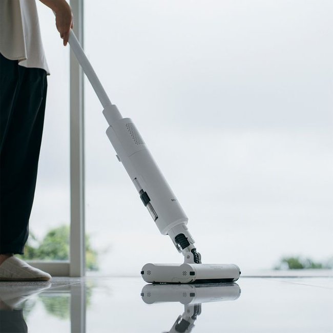 [공식수입원] 발뮤다 청소기 C01B