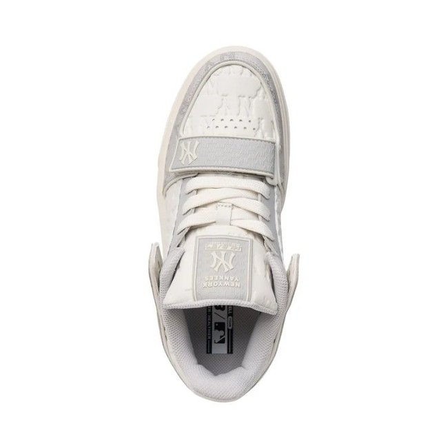 청키라이너 미드 클래식 모노그램 3ASXCMM4N-50GRS