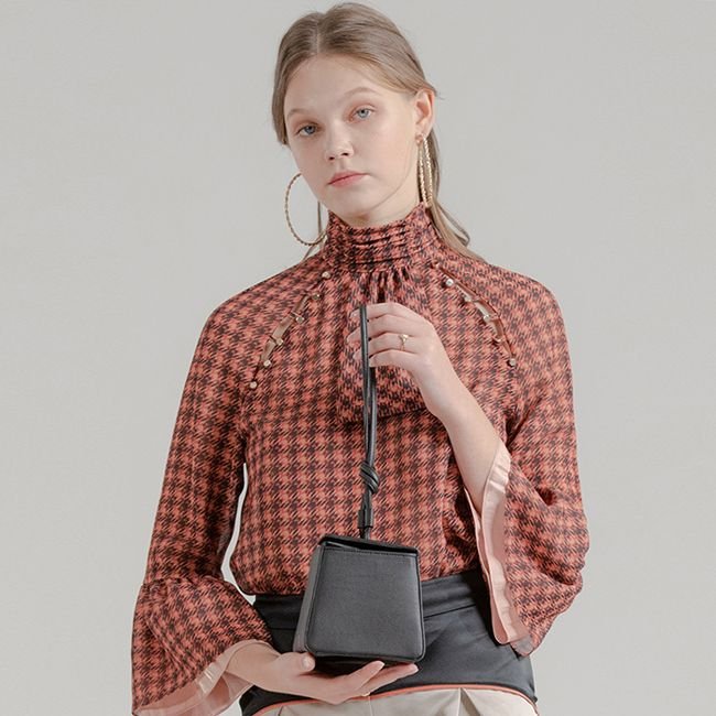 IG Box Bag (Jet Black)